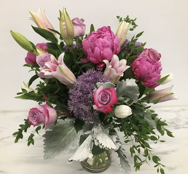 Love You Mom – Roger Beck Florist