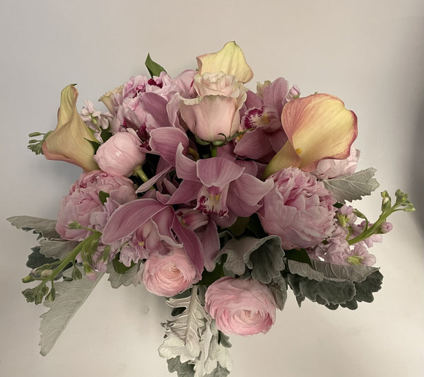 Powder Pink – Roger Beck Florist