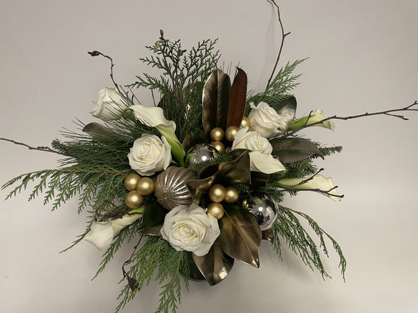 Silver & Gold – Roger Beck Florist